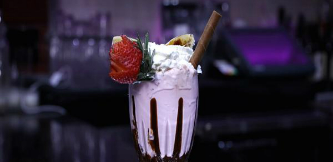 Voor deze speciale, top-class milkshake van $500 ga je naar de Powder ...