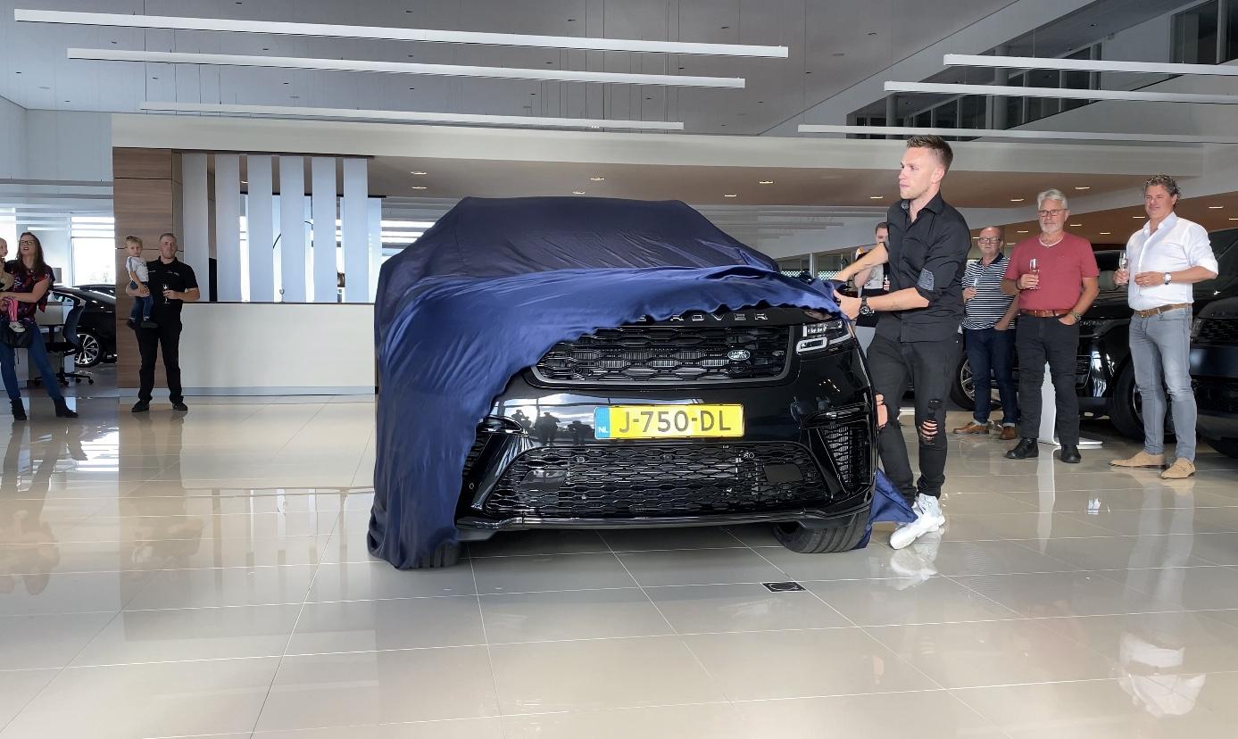 Rico Verhoeven helpt vriend en DJ Nicky Romero aan een nieuwe bolide ...