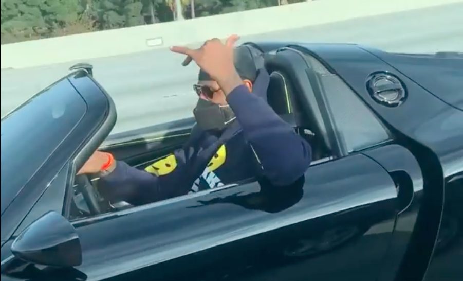 LeBron James gespot in een dikke Porsche 918 Spyder - Pure Luxe