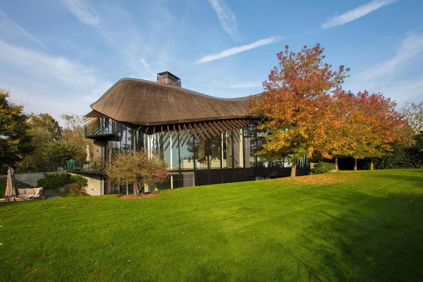 Eén van de meest unieke huizen in Rotterdam staat al geruime tijd te koop