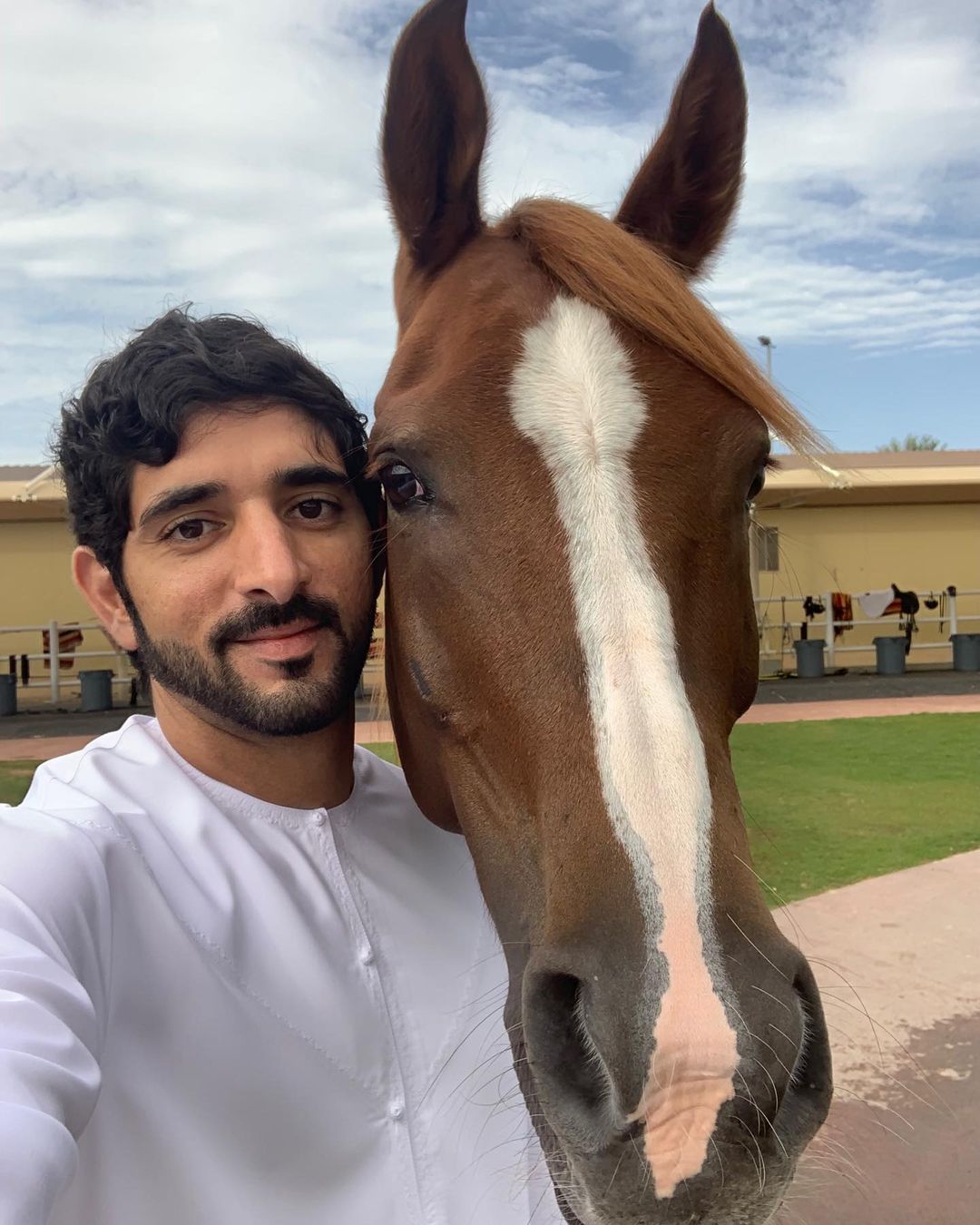 Kroonprins van Dubai, Sheikh Hamdan deelt zijn luxe leven via Instagram ...