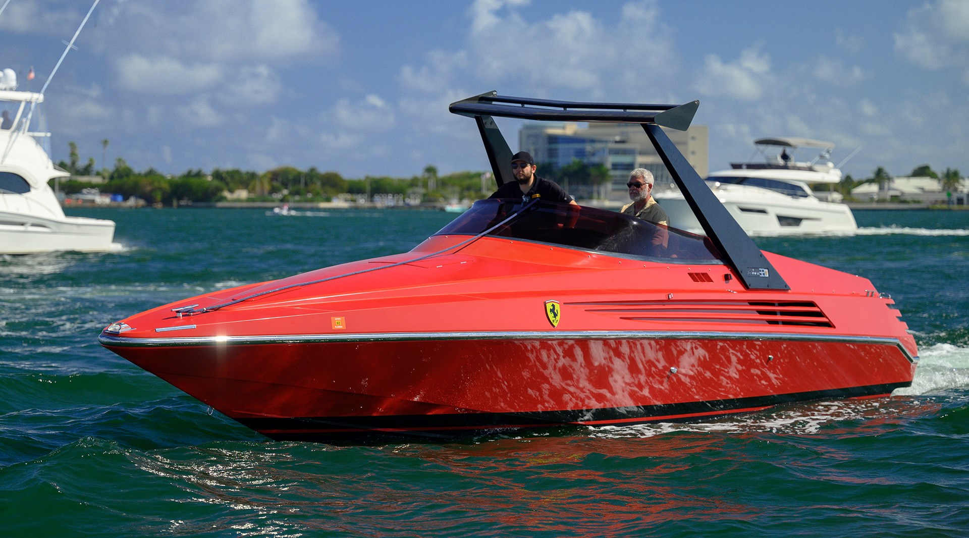Riva Ferrari 32-speedboot binnenkort op te pikken tijdens veiling - PL