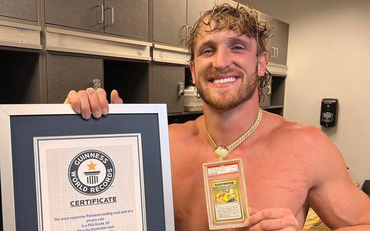 Logan Paul toont duurste Pokémon-kaart ter wereld tijdens WWE-gevecht ...